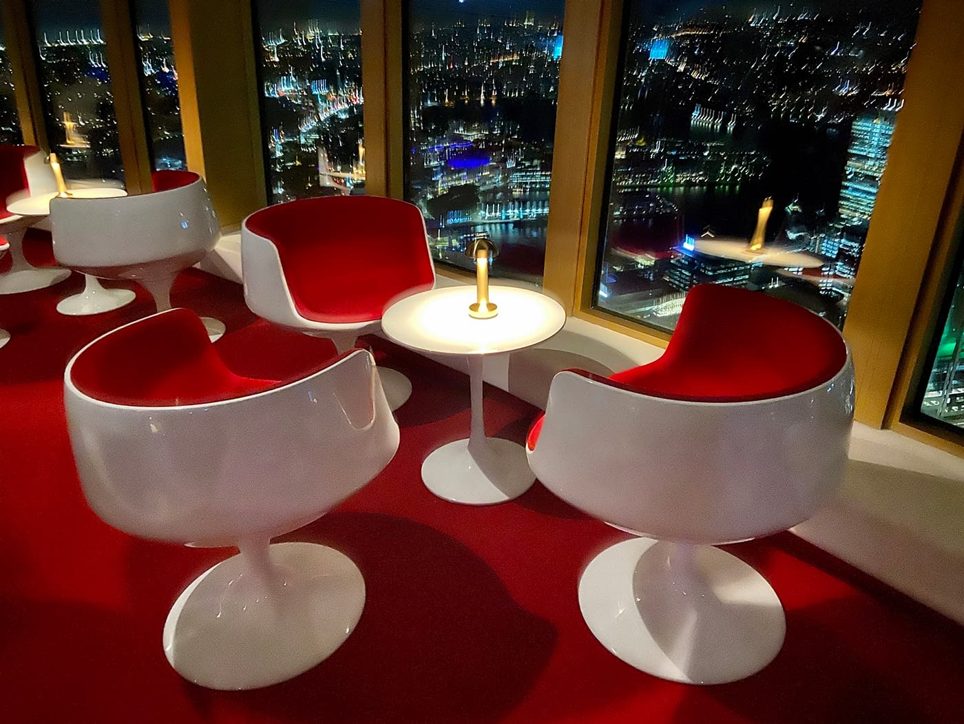 Bar 83 Sydney Tower | indulgent experiences